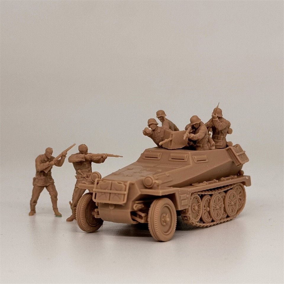 1/72 Scale WW2 SDK.FZ Half track Vehicle Soldier Action 7 Figures Resin ...