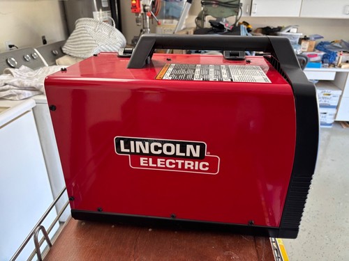 Lincoln Electric Pro-MIG 140 Wire Feed Welder with full tank of gas ...