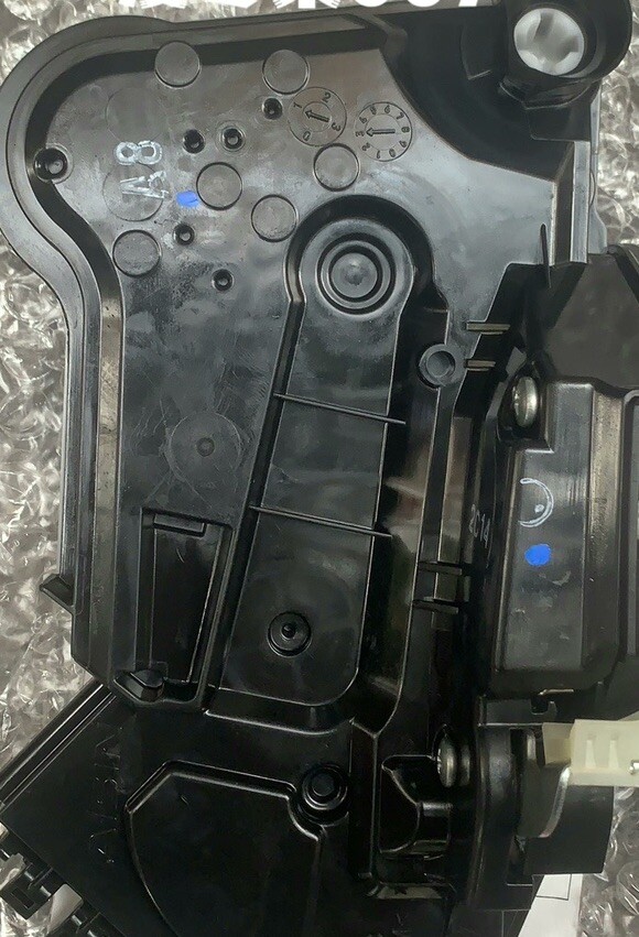 Toyota Left Front Door Lock 69040-02440 for Camry/Highlander/Corolla ...