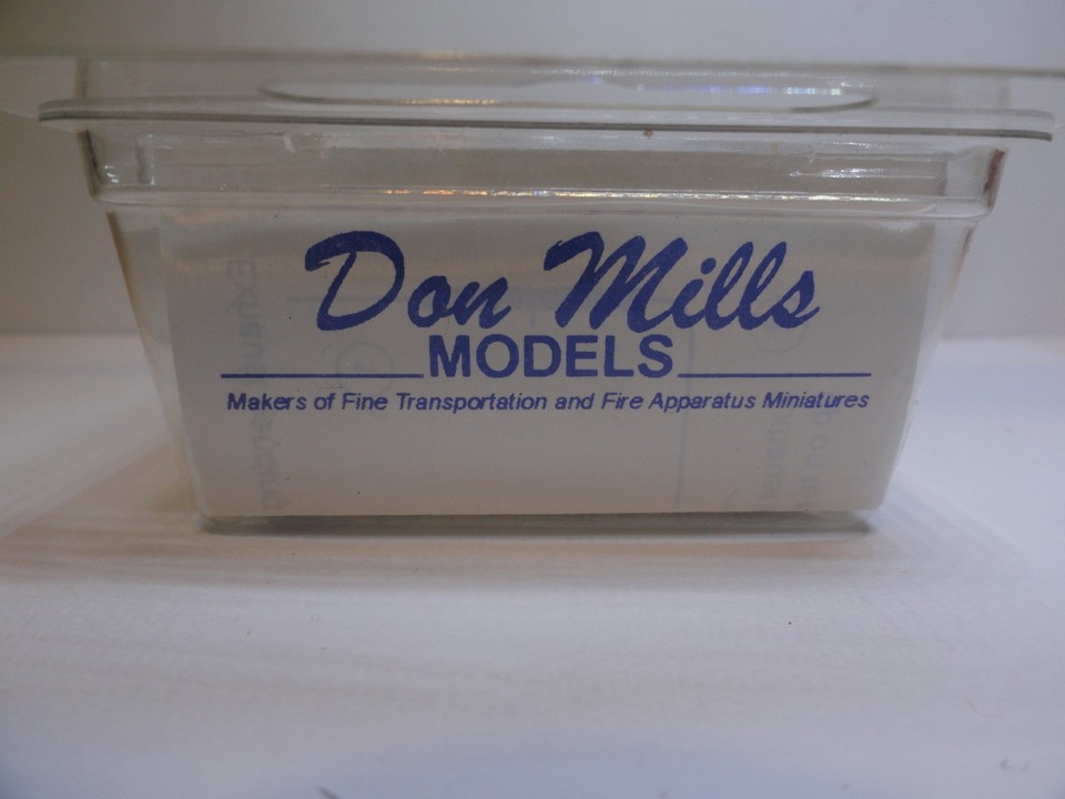Don Mills Models #87-15 1952 KW "Bullnose" Tandem Day Cab Tractor 1:87 ...