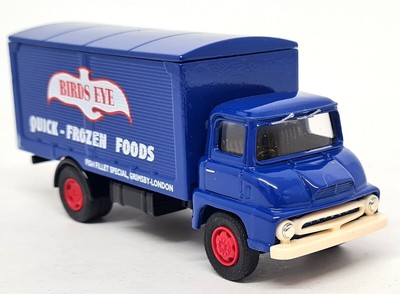 Vanguards 1/64 Ford Thames Trader Van Birds Eye VA6001 Diecast Model ...