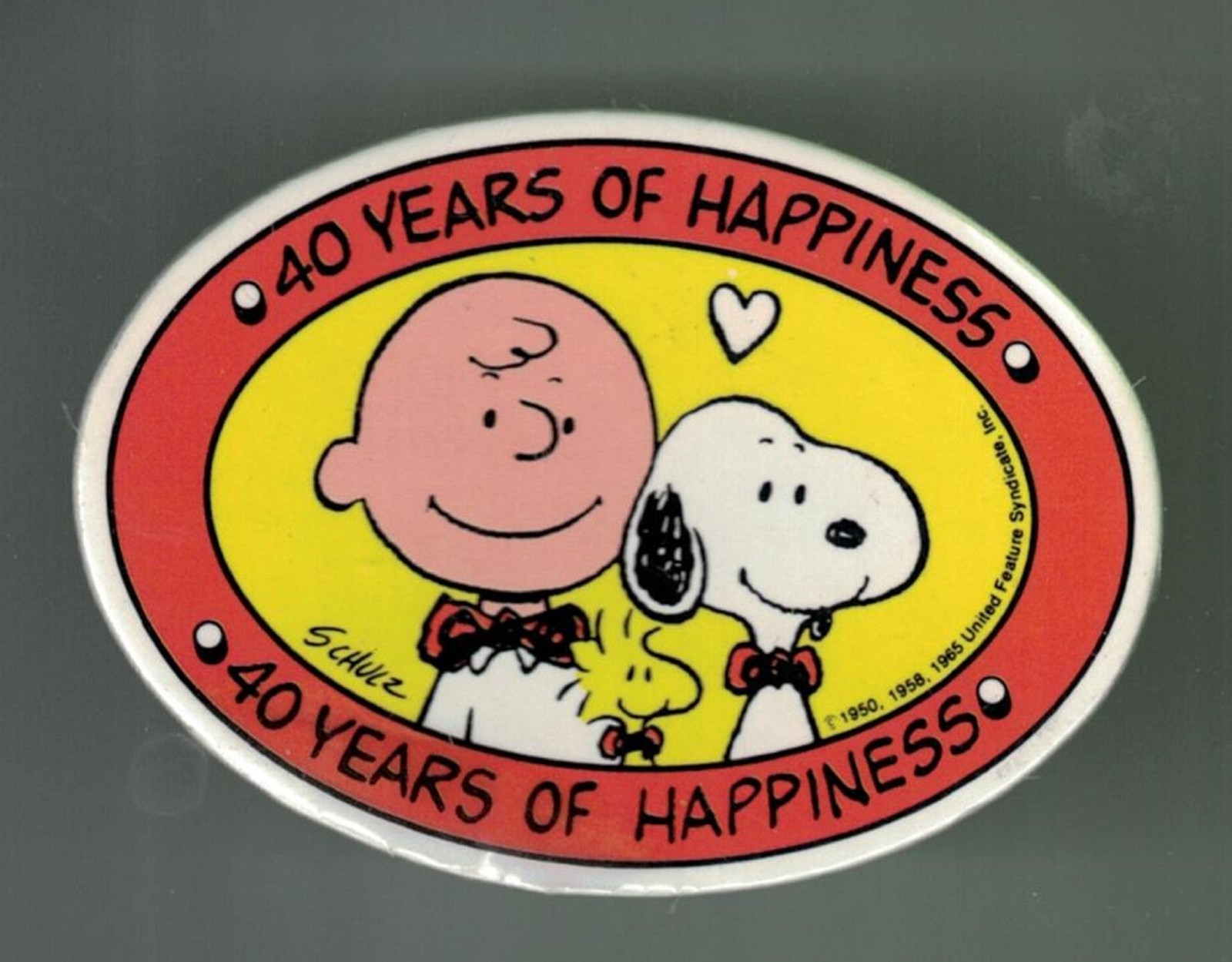 Vintage Oval Charlie Brown and Snoopy Pinback Button #1166 | eBay