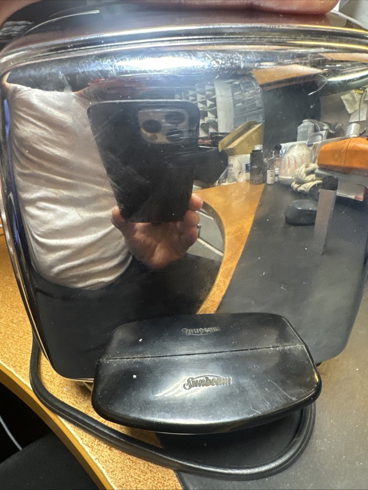 Sunbeam T-20B Radiant Control Toaster, Auto Drop, Read Description ...