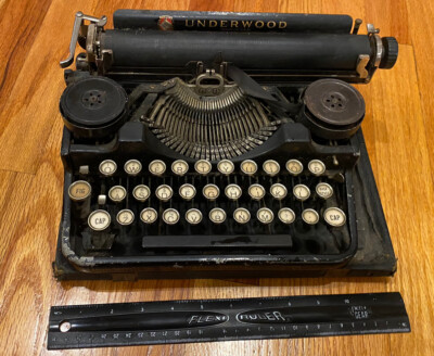 Typewriters - Standard Portable Typewriter