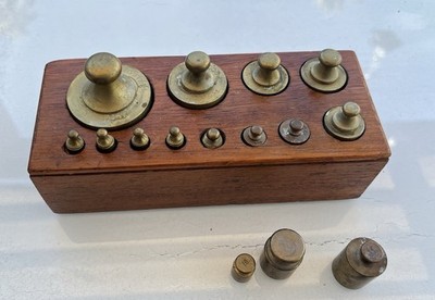 Antique 15 Piece Set Brass Scale Weights Set Wood Base Grams Collignon ...