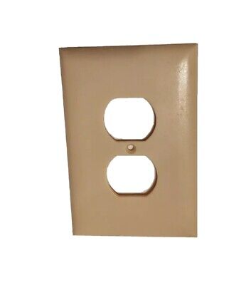 Vintage Slater Sta-Kleen 1-Gang Duplex Wallplate Beige Outlet Cover ...