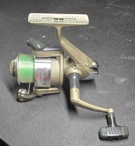 Abu Garcia Cardinal C3000S3 GR:5.2:1 3BB 8lb/200yds Open Faced Reel | eBay