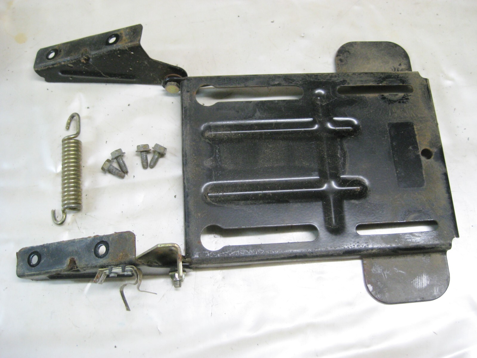 Yard Machines MTD Tractor 638L 13A1762F09 Seat Pivot Bracket Asy Part ...
