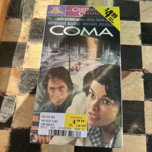 Coma VHS 1997 Michael Douglas , Genevicve Bujold new sealed watermark ...