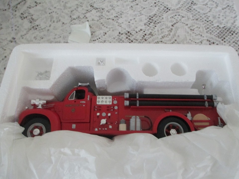 Mack 1960 B-model pumper 1/34th scale die-cast metal replica New In Box ...