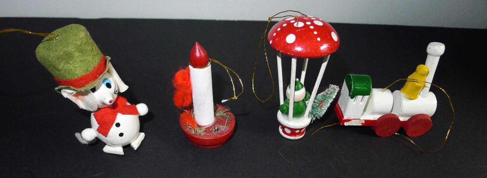 Set of 11 vintage wooden Christmas tree decorations - In good condition ...