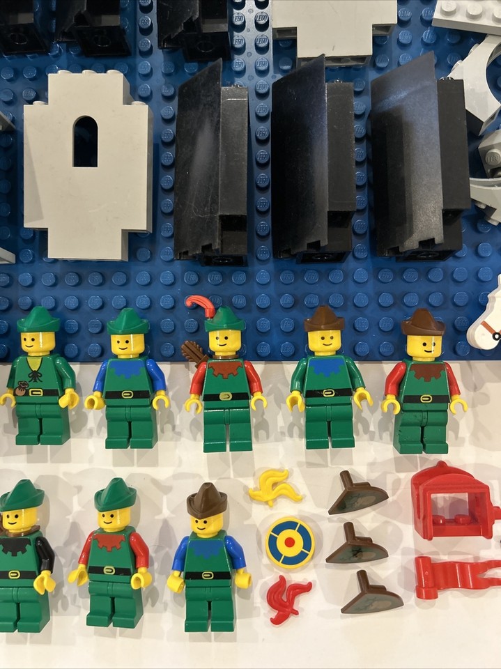Lego Castle Forestmen Lot - 6071 6077 Parts, 10 Minifigures Accessories ...