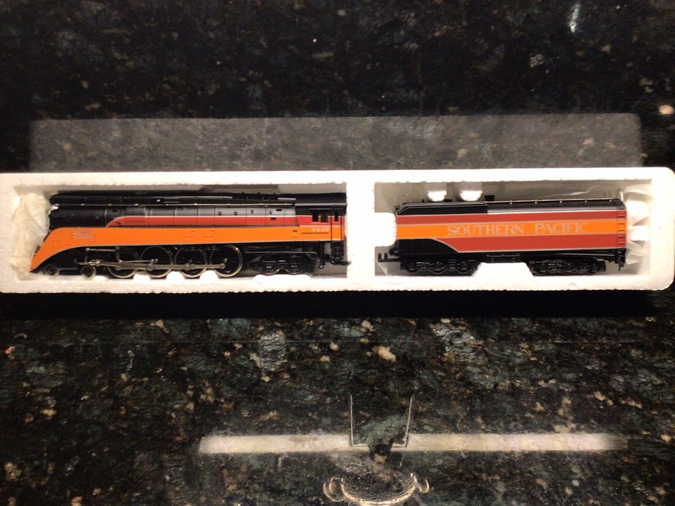 Bachmann HO Gauge “THE DAYLIGHT“ GS4 4-8-4 Loco & 48’ TENDER Southern ...