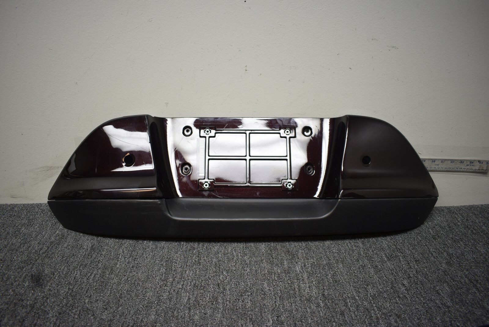 2019 Mercedes-Benz CLS450 Rear License Plate Bracket Factory OEM ...