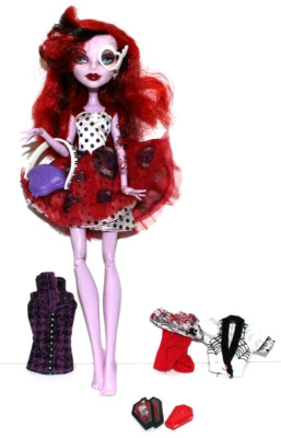 Monster High Operetta Doll w/ mixed lot of clothing Dot dead gorgeous ...