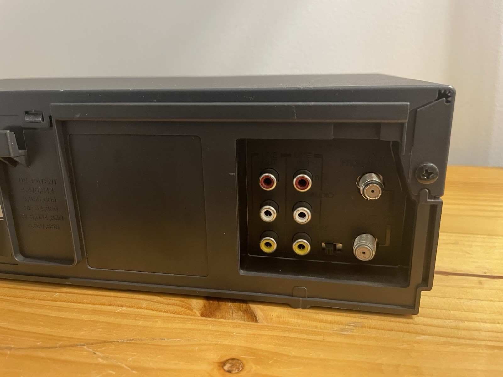 Toshiba W-528 4 Head Video Cassette Recorder - Black for sale online | eBay