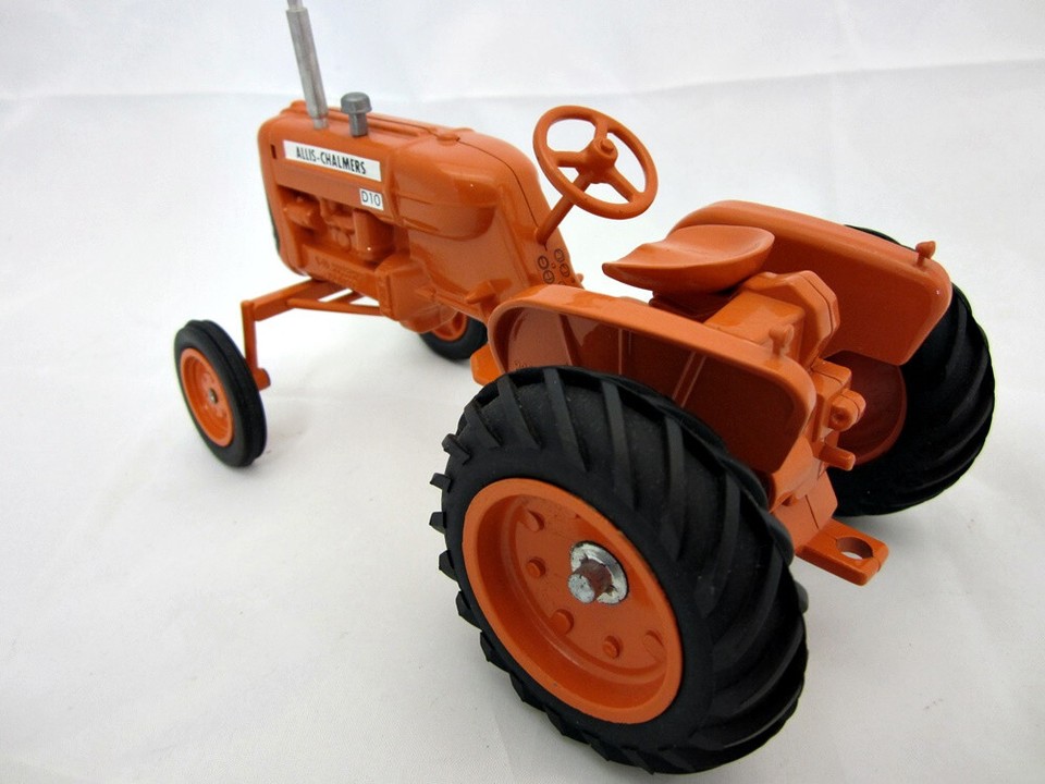 Spec-Cast Allis Chalmers D10 1/16 Diecast Tractor Toy with Box July ...