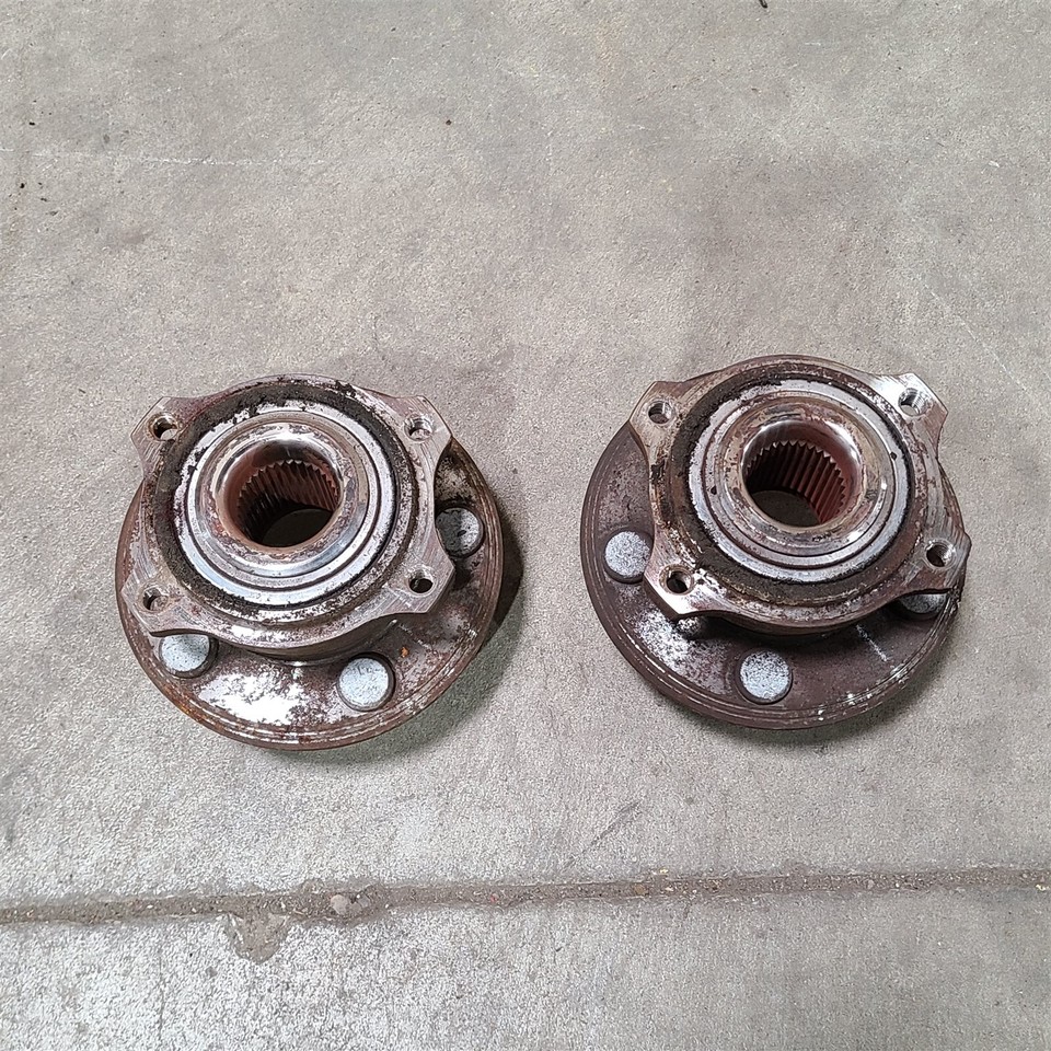 2015 Challenger Scat Pack 3.90 Ratio LSD Differential Carrier Axles ...