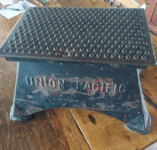 UNION PACIFIC RAILWAY RAILROAD PASSENGER STEP STOOL RR MORTON | eBay