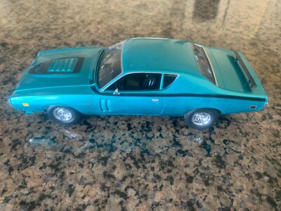 1/25 BUILT MODEL AMT 1971 DODGE CHARGER | eBay