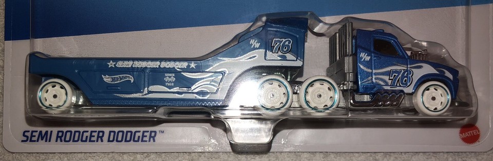 Hot Wheels Track Fleet Semi Rodger Dodger BRAND NEW FAST SHIPPING 2025 ...