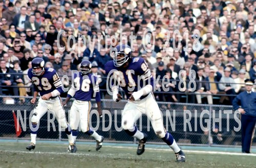 KARL KASSULKE,CARL ELLER,EARSELL MACKBEE MINNESOTA VIKINGS MET STADIUM ...