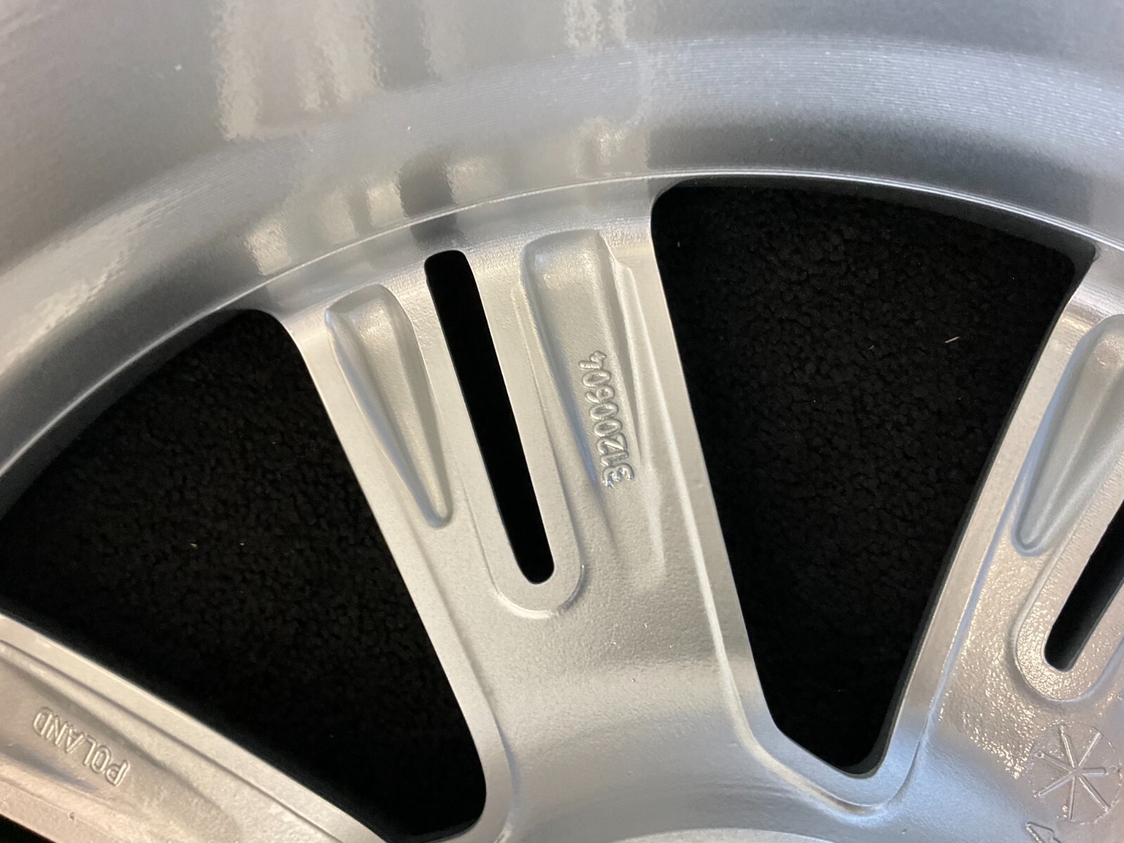 "11-18 Volvo S60 V60 18"x8" Reconditioned Wheel Sleipner 30756705 | eBay