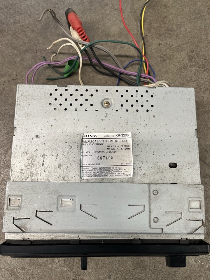 Vintage Sony XR-3200 FM/AM Cassette Car Stereo, Detachable Front Panel ...