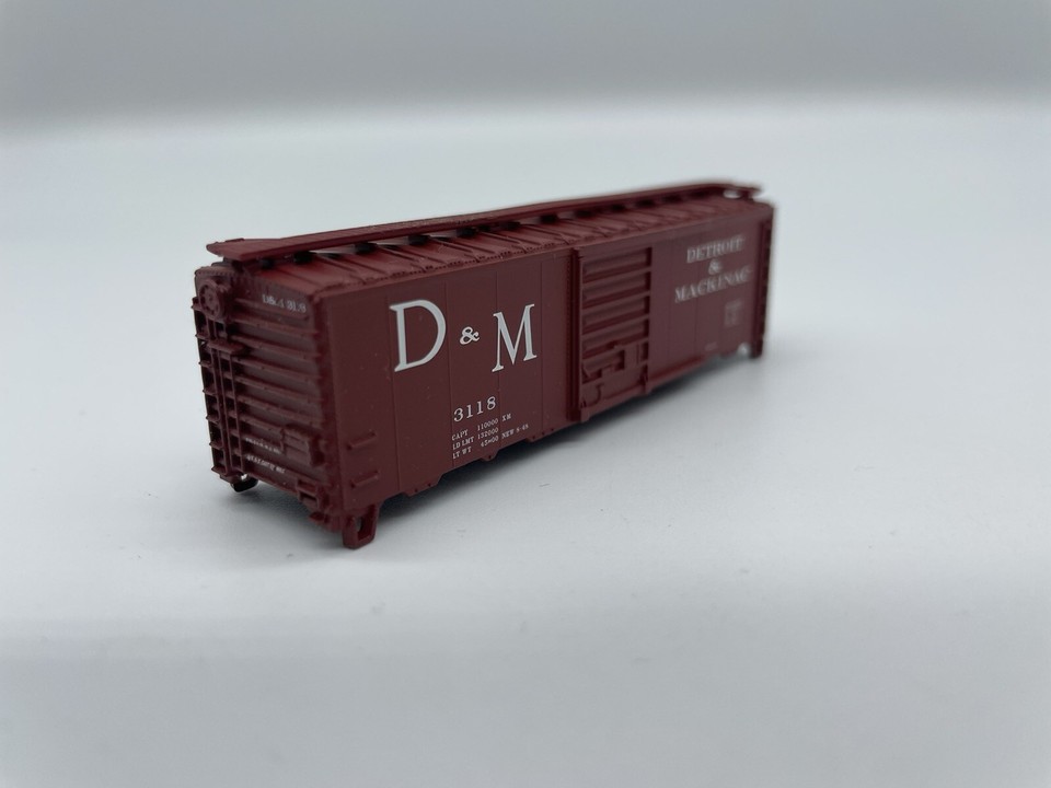 Atlas N Scale TM 40’ PS1 Box Car Body Detroit & Macinac NPS1DM3118 | eBay