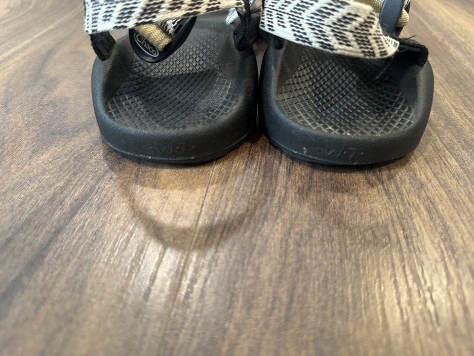 Chaco Z/2 Womens Classic Trine Black White Toe Loop Strap Sandals Size ...