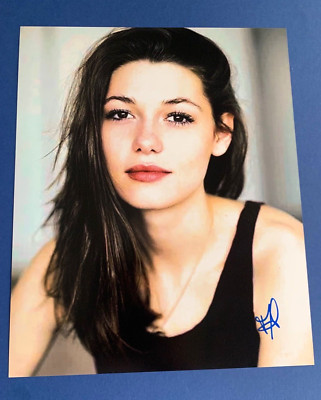 MATHILDE OLIVER '1899 Netflix' In-person signed Foto 20x25 Autogramm | eBay