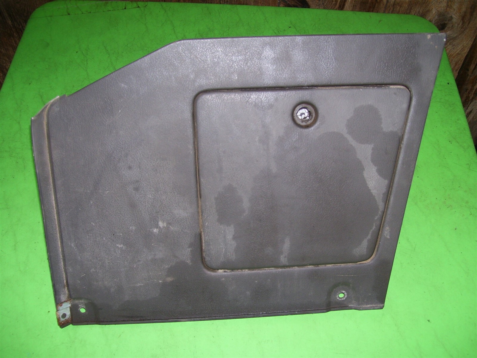 85 Nissan 300ZX Z31 2+0 2-Seater Left Rear Hatch Qtr. INTERIOR TRIM ...