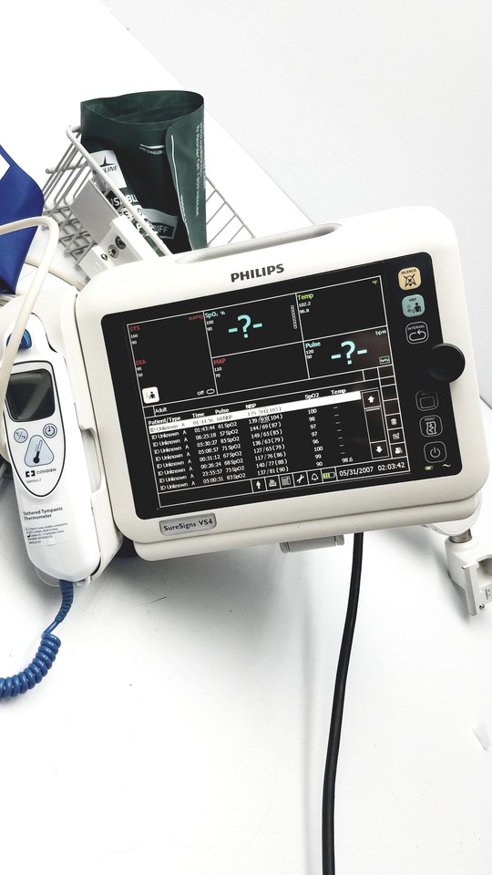 Philips SureSigns VS4 Vital Signs 863283 Monitor With Accessories | eBay