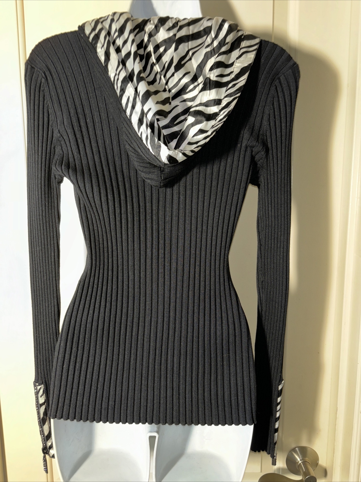 BELLDINI Black & Zebra Bling zipper Sweater Medium NWT! Gorgeous! | eBay