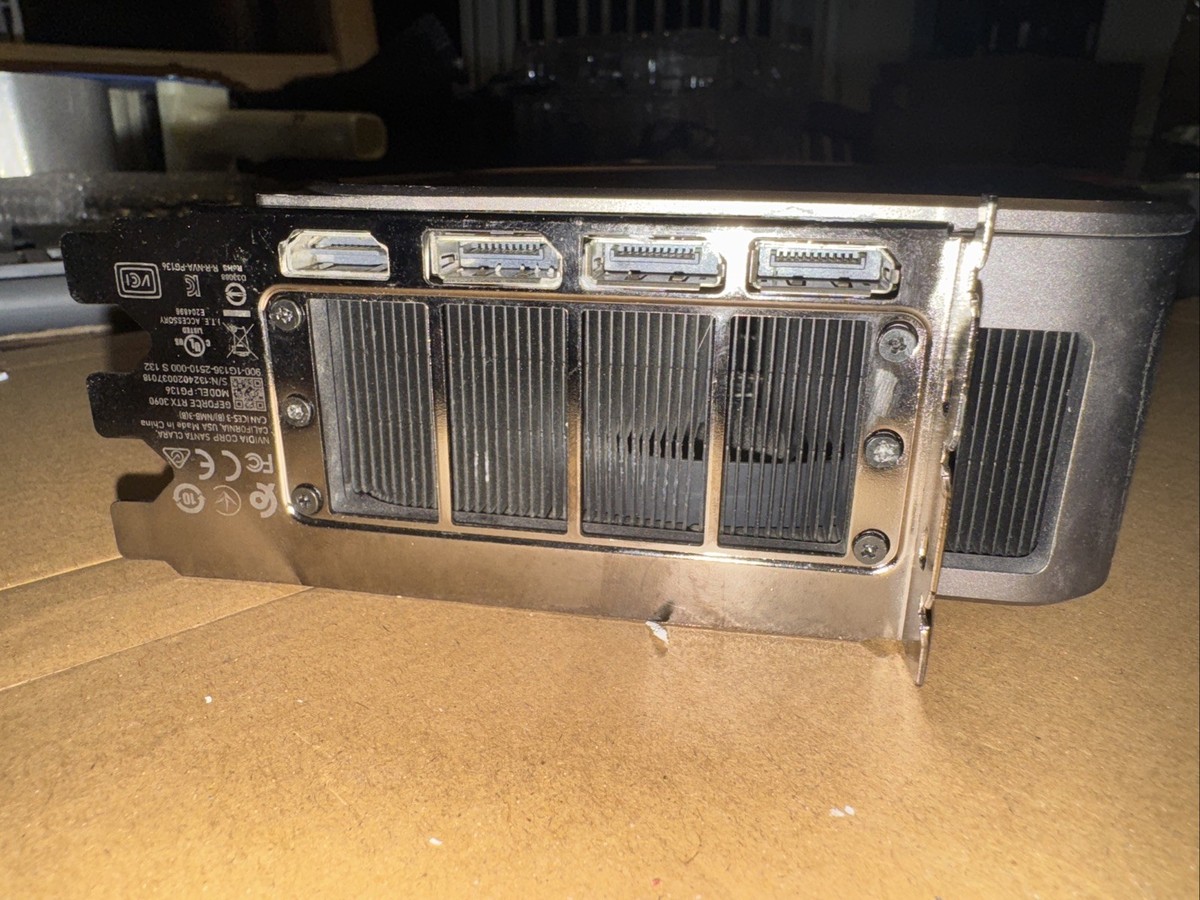 FOR PARTS) Nvidia GeForce RTX 3090 Founder Edition GPU (No FOR PARTS) Nvidia GeForce RTX 3090 Founder Edition GPU (No