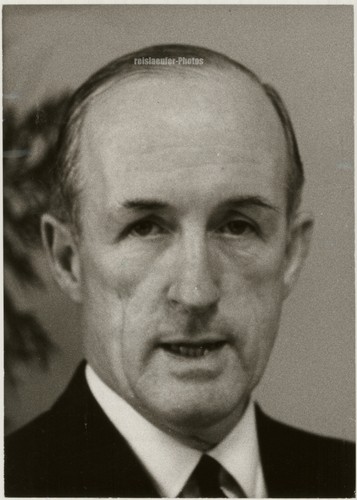 Orig.Photo, Archibald Mackenzie Brit. Ambassador, 1970 | eBay