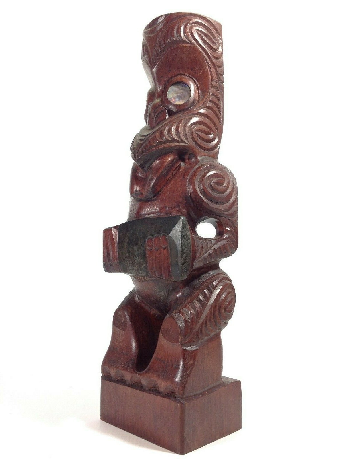 VINTAGE WOODEN HAND CARVED MAORI TIKI Statue Holding Patau Paua Shell ...