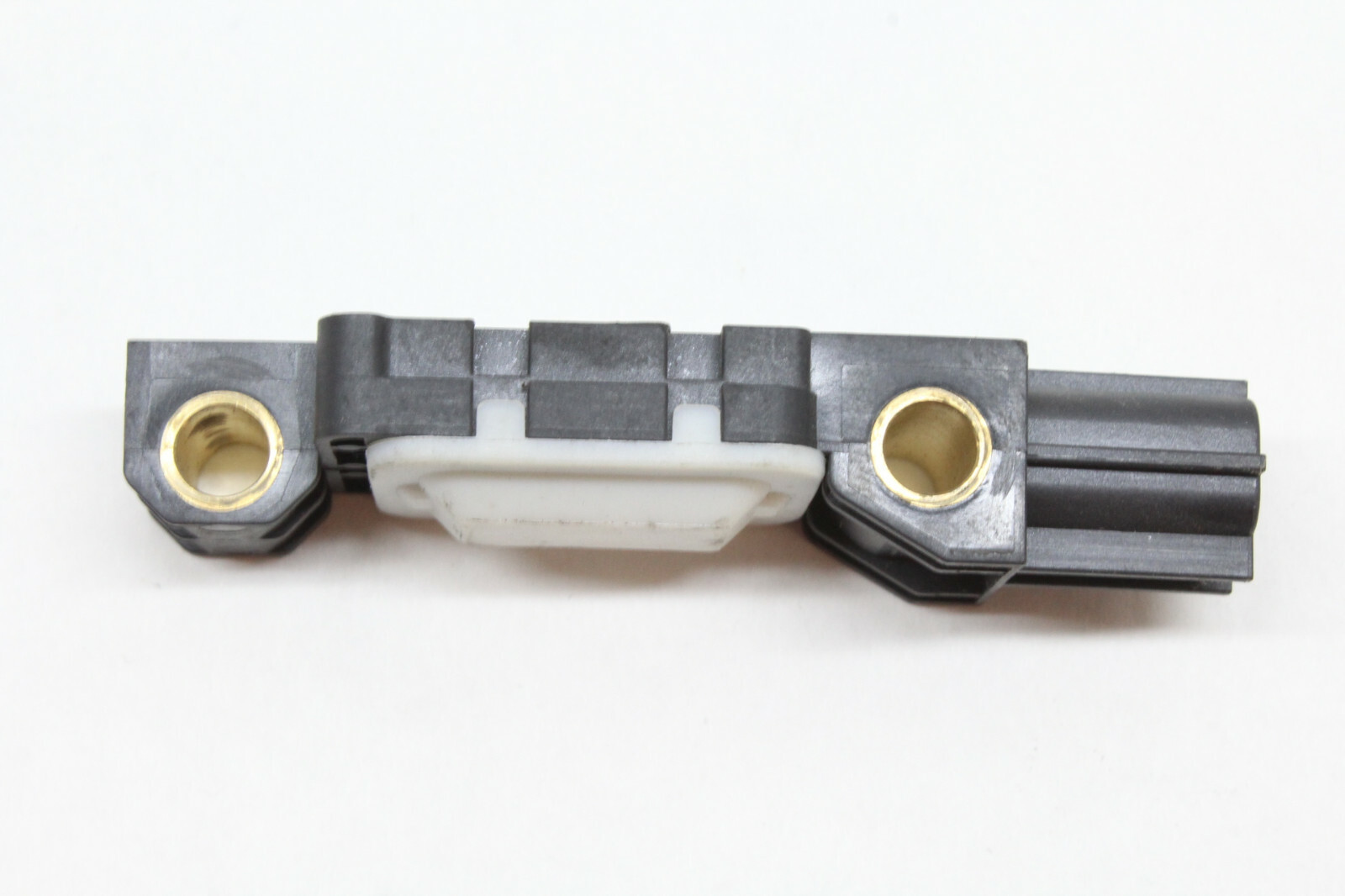 12 AUDI A3 CRASH SENSOR REAR RIGHT 4B0 959 643 D OEM 06 07 08 09 10 11 ...