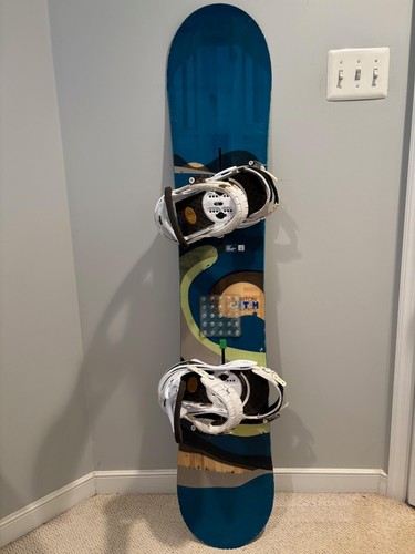 Burton Custom Flying V 151cm EST snowboard complete with Burton Triad ...