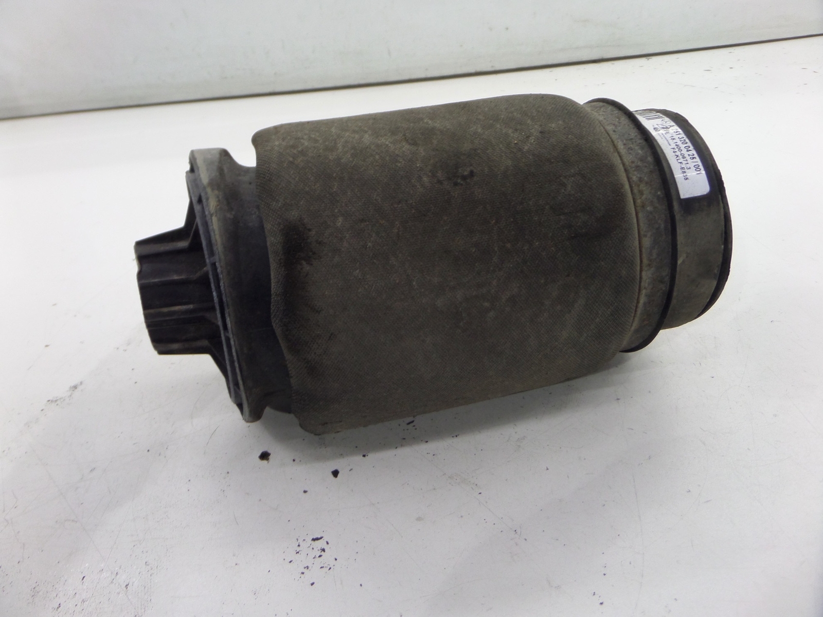 Mercedes R350 Right Rear AIr Suspension Bag W251 11-13 OEM A 251 320 04 ...