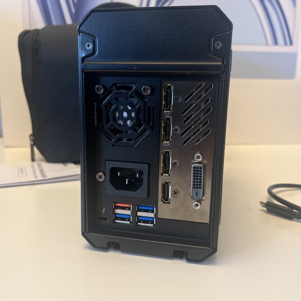 Gigabyte AORUS GTX 1080 Gaming Box External Graphics Card Thunderbolt 3 ...