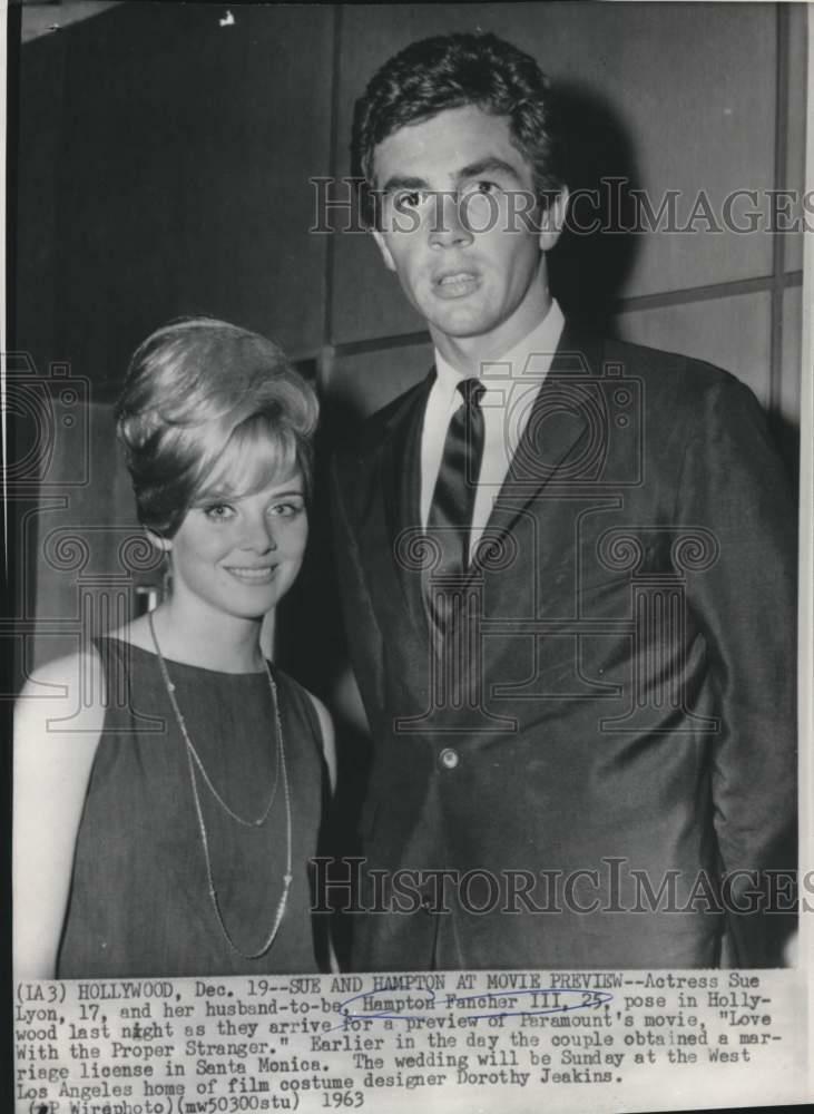 1963 Press Photo Actress Sue Lyon and fiancee Hampton Fancher III in ...