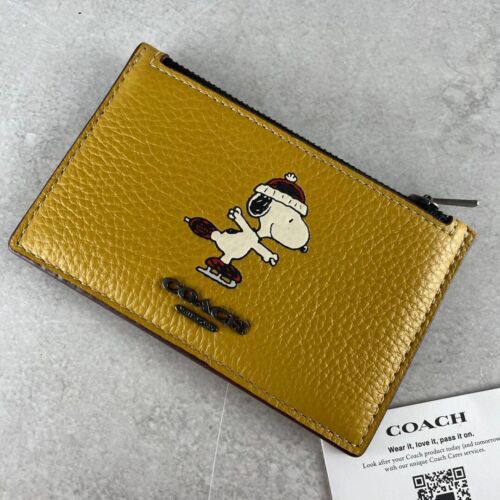 Coach Peanuts Snoopy Collaboration Yellow Zip Card Coin Case Wallet ...