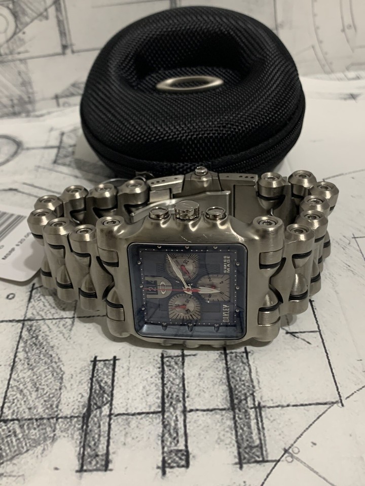 Oakley Minute Machine Watch, Titanium Bracelet, Oakley X Metal, Oakley ...