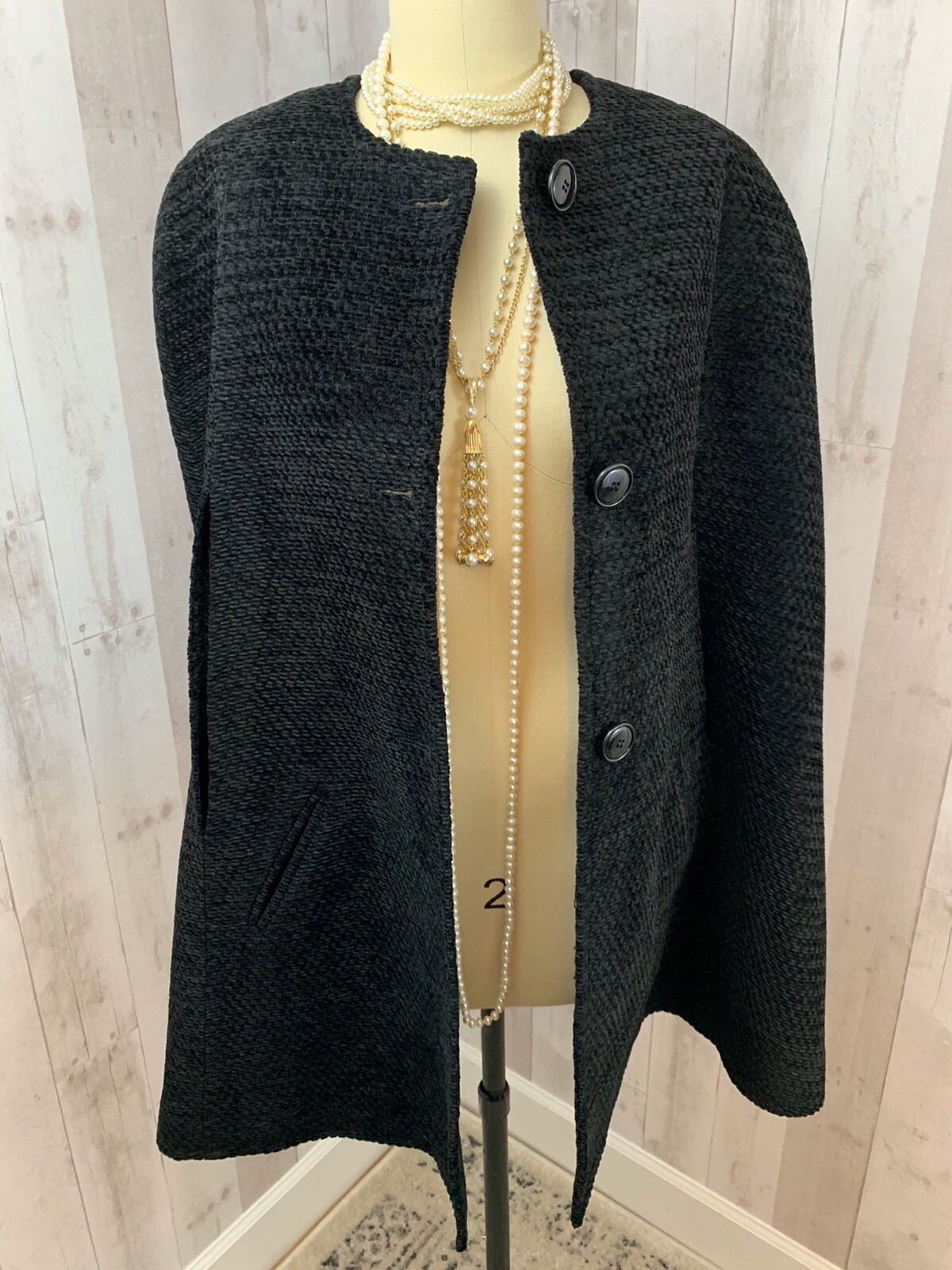 LILLI ANN 1970s True Vintage Jet Black Cloak Cape Pon… - Gem