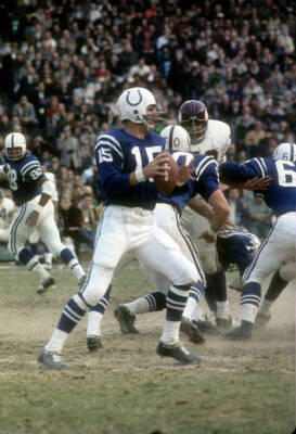 Quarterback Earl Morrall #15 Of The Baltimore Colts 1968 OLD PHOTO ...