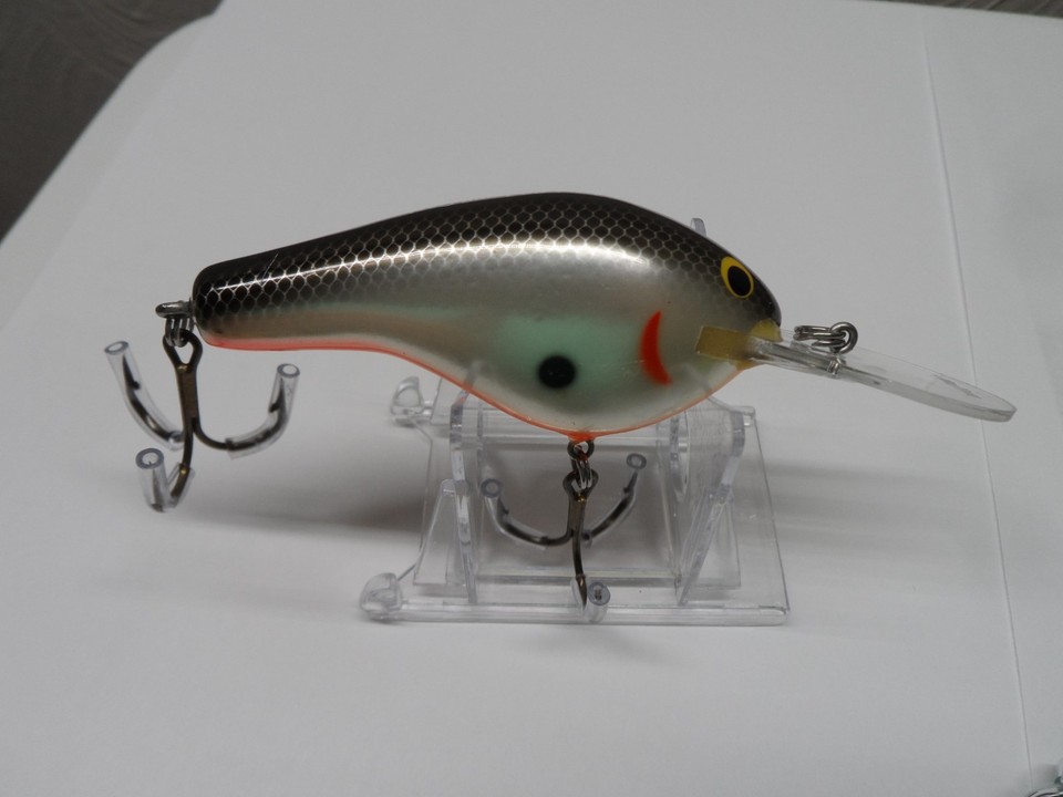 Bagley db-3 long cast balsa wood bass fishing crankbait lure orange ...