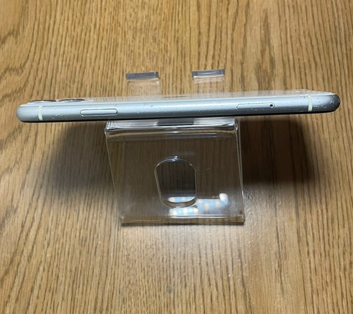 Apple iPhone 11 White - 64GB - Fair - Please See Description (Unlocked) (CA) | eBay