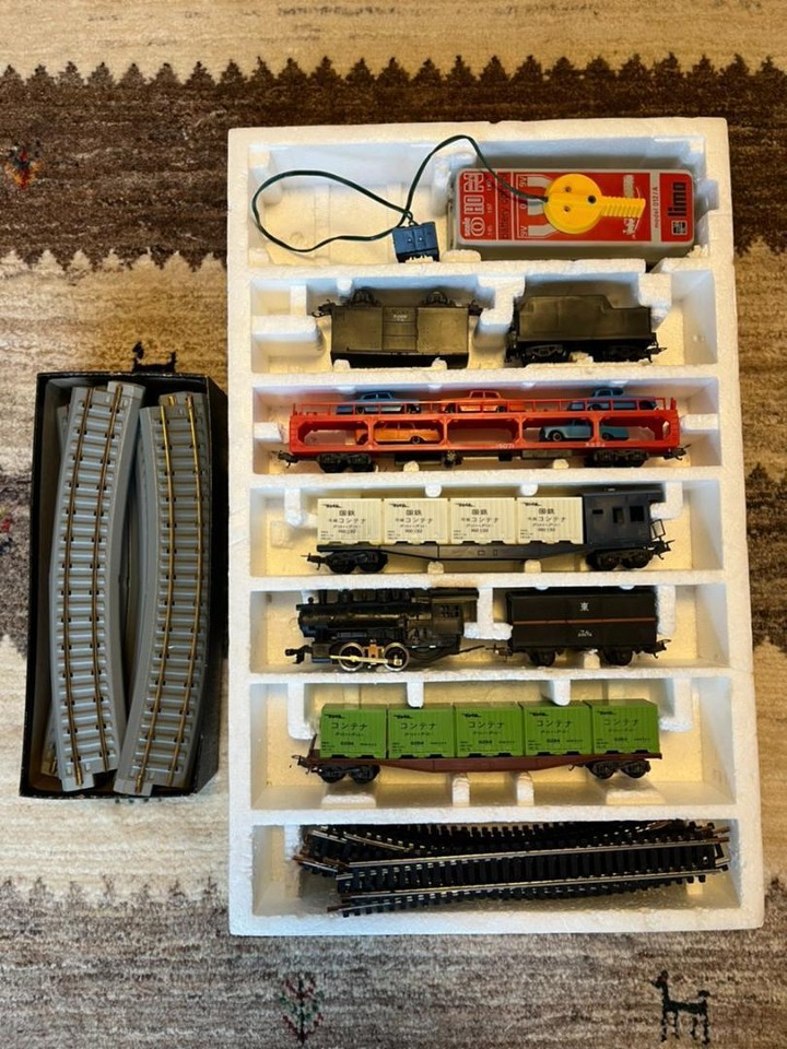 Model Train Lima HO Scale Railway Model Made in Italy with Mysterious ...