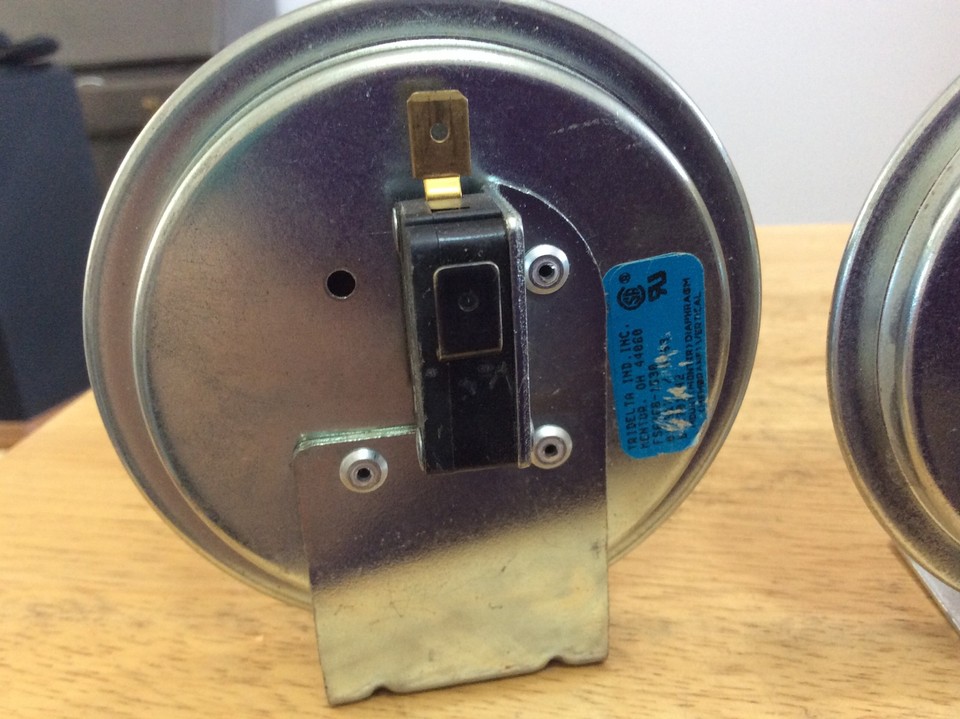 B13701-42 & B13701-26 Furnace Air Pressure Switches Silver | eBay